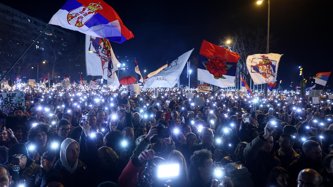 Proteste gegen Missstand in Serbien