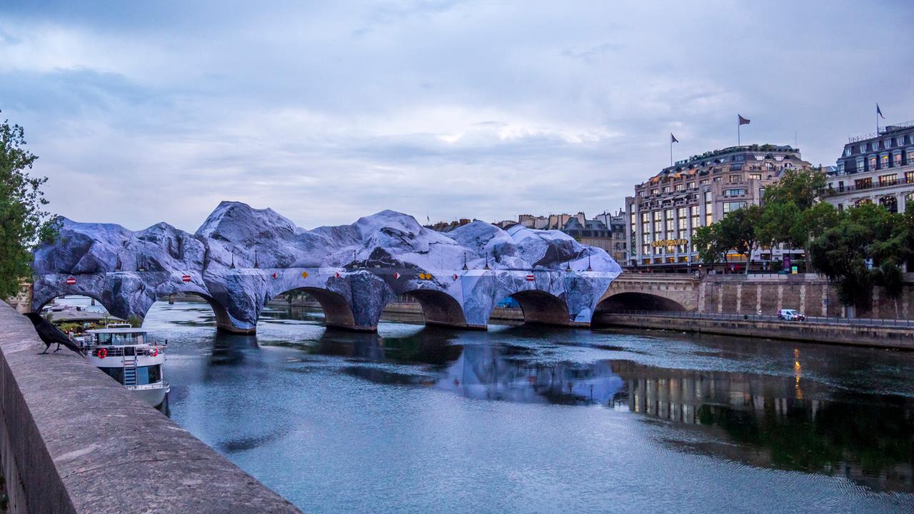 Pont Neuf wird zur Kunst-Grotte