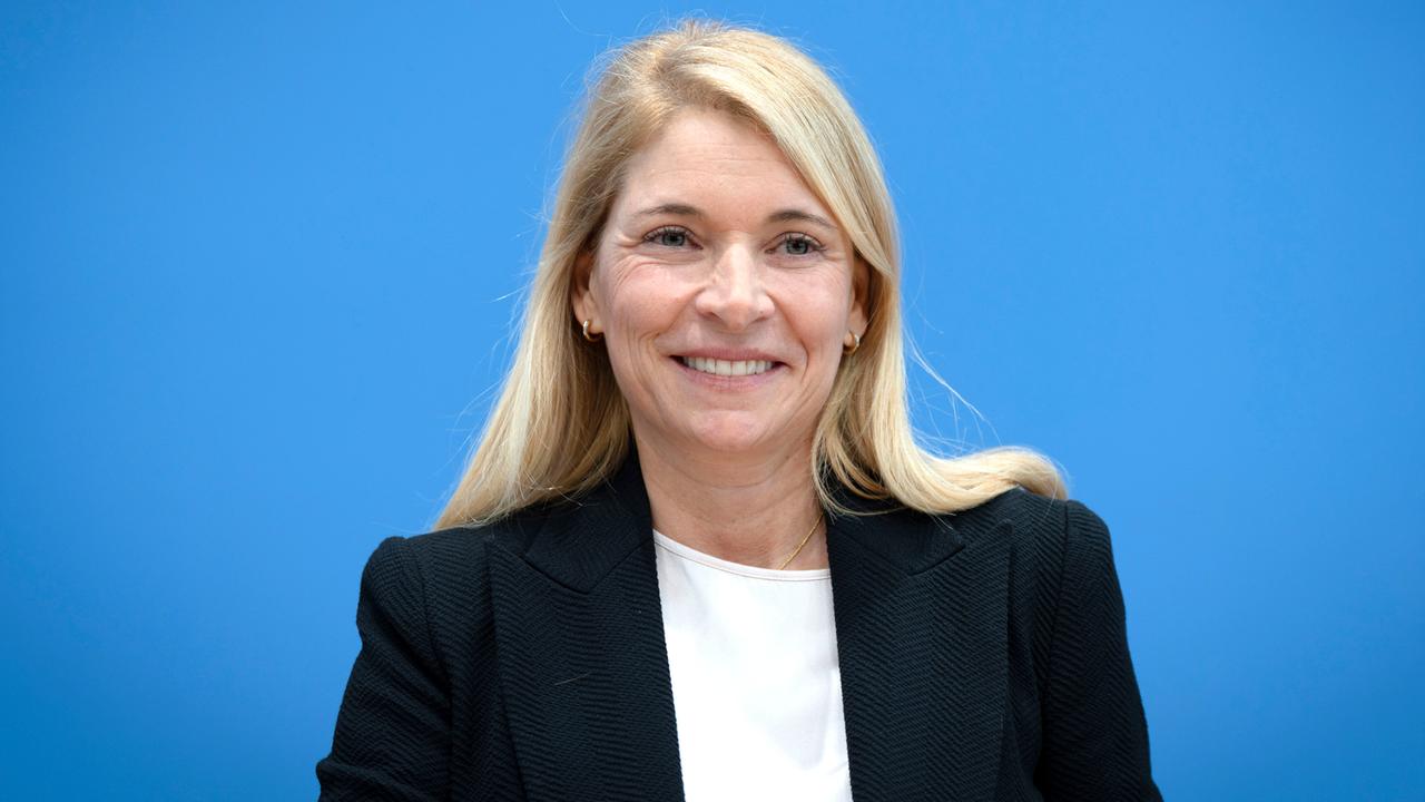 Neue Bahn-Chefin: Wer ist Evelyn Palla?