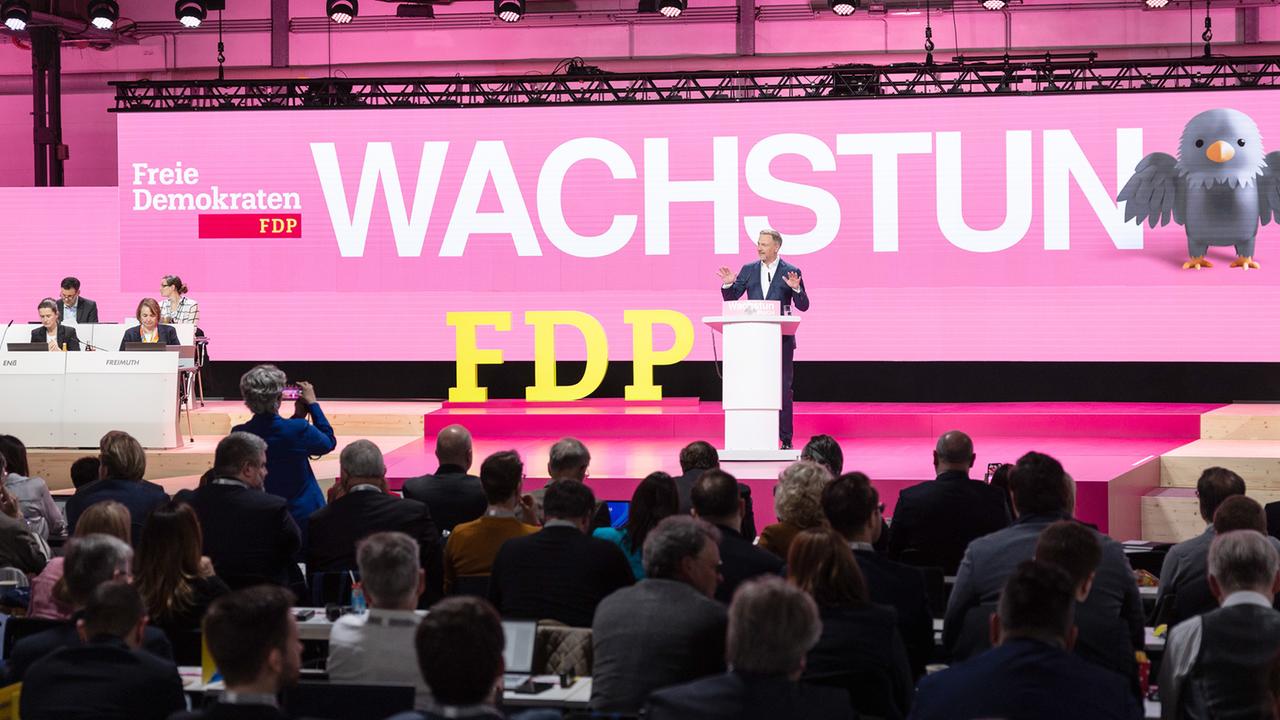 FDP-Parteitag verabschiedet Papier zur "Wirtschaftswende"