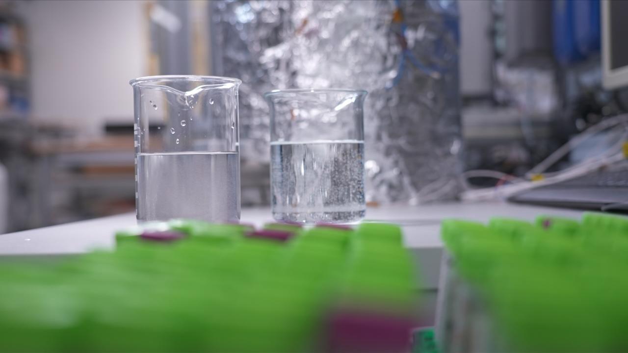 moma future: Wasser aus Mondstaub