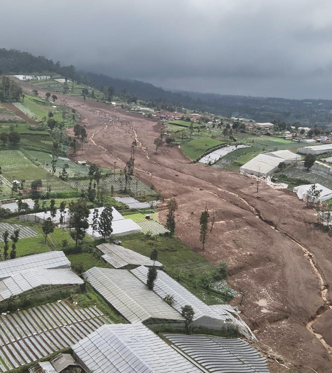 Indonesien: Tote und Vermisste nach Erdrutsch auf Java