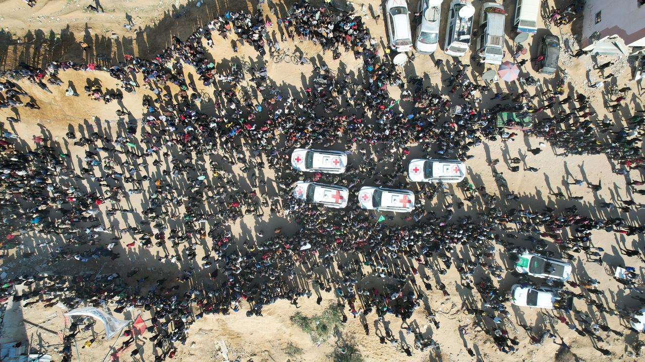 Chaotische Szenen bei Geiselfreilassung