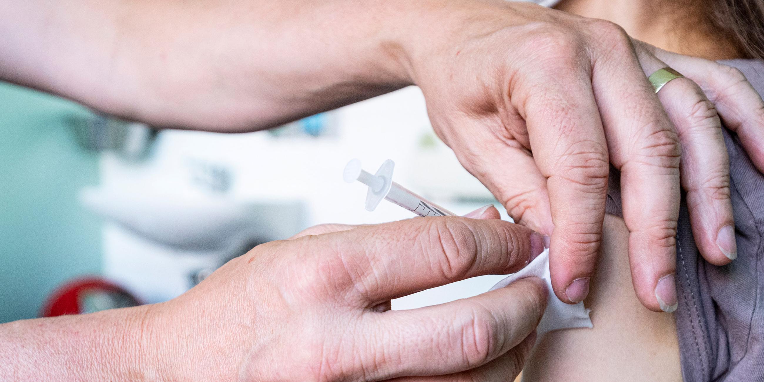 Welt-HPV-Tag: HPV-Impfung ist auch für Erwachsene sinnvoll Welt-HPV-Tag: HPV-Impfung ist auch für Erwachsene sinnvoll