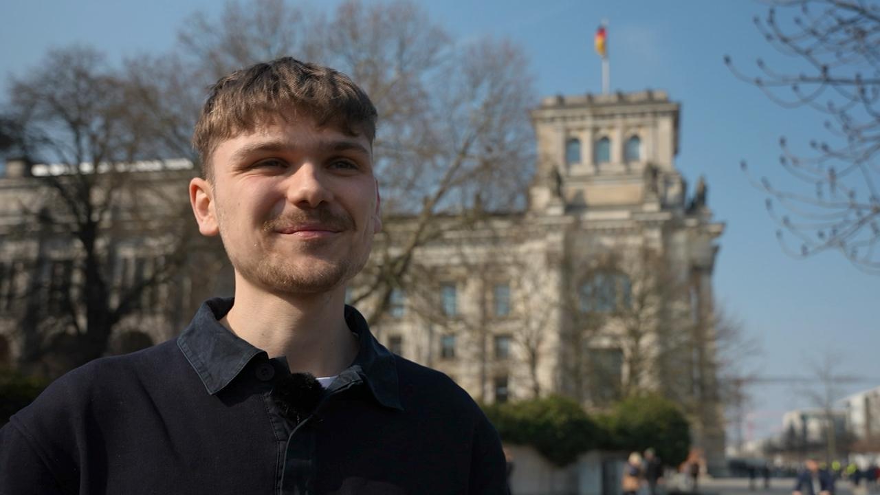 Jüngster Abgeordneter will Bezüge spenden