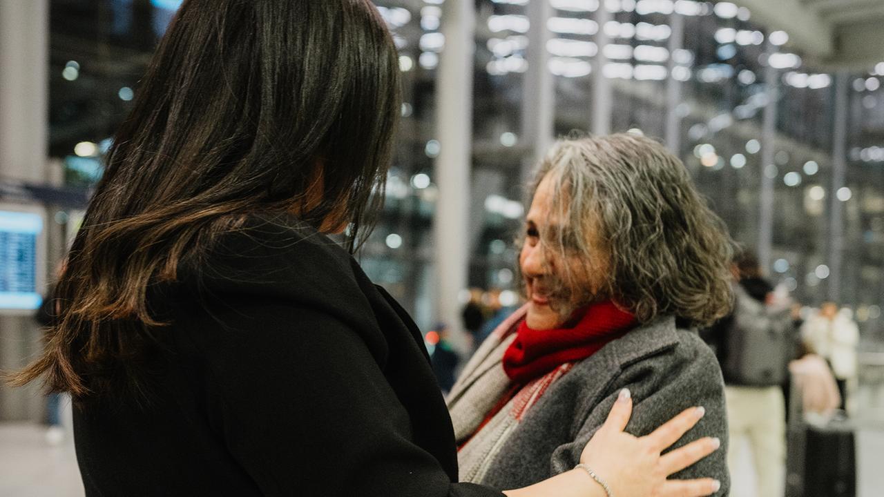 Deutsch-iranische Aktivistin Taghavi ist frei