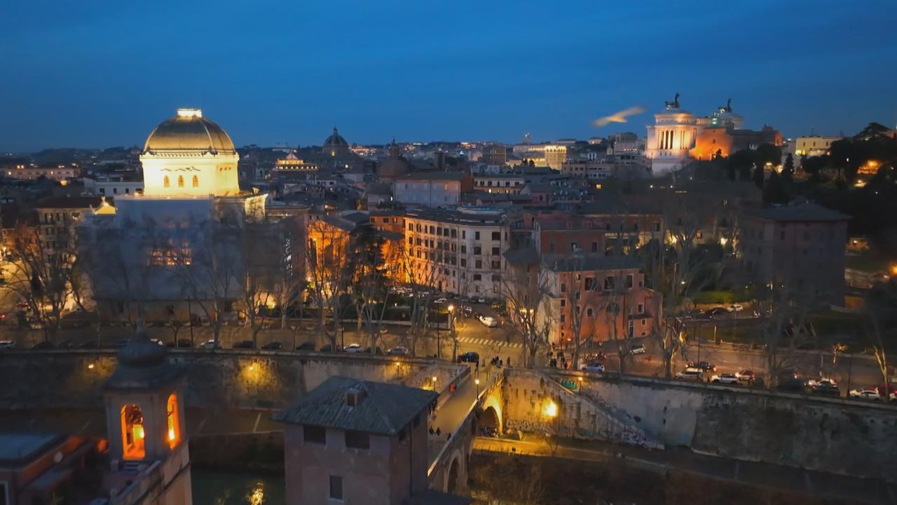 Rom: Designer für Priester-Kleidung