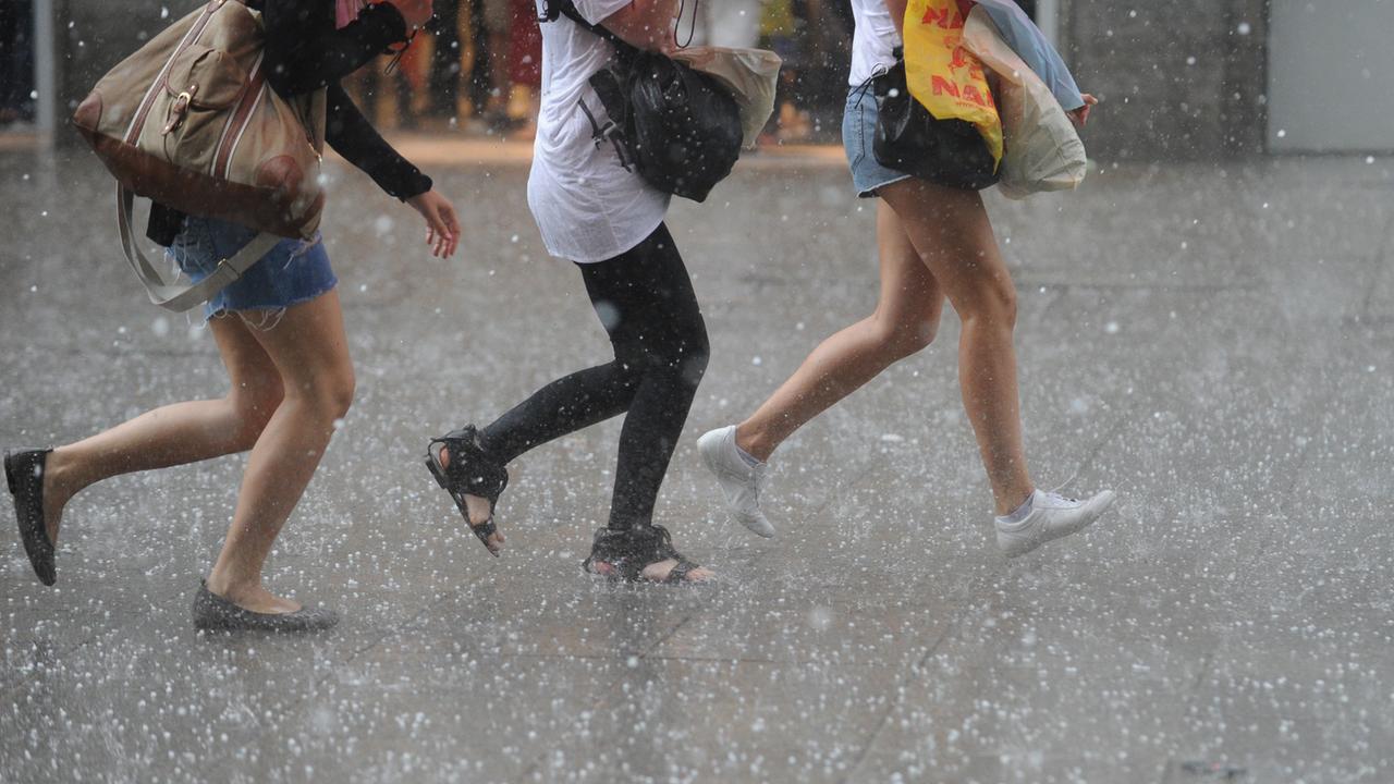 Aussichten: Regen und Unwetter im Südwesten erwartet