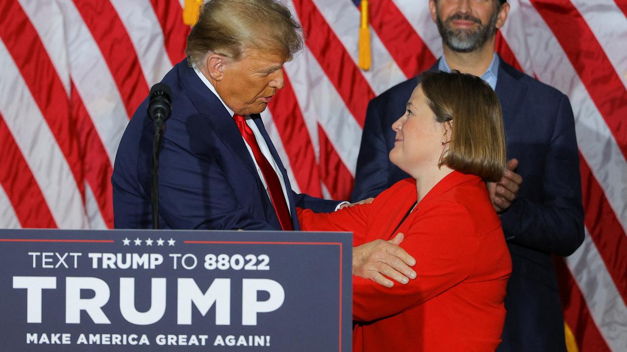 Trump gewinnt bei Vorwahl in Iowa