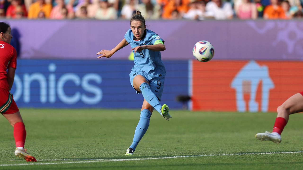 Frauen-EM: Niederlande besiegen EM-Neuling Wales klar