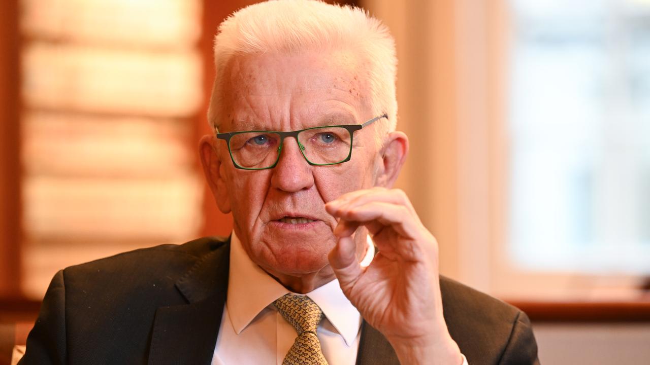 Ministerpräsident Kretschmann: Pazifismus heißt jetzt aufrüsten